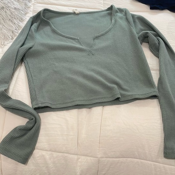 PacSun | Tops | Pacsun Light Green Long Sleeve | Poshmark